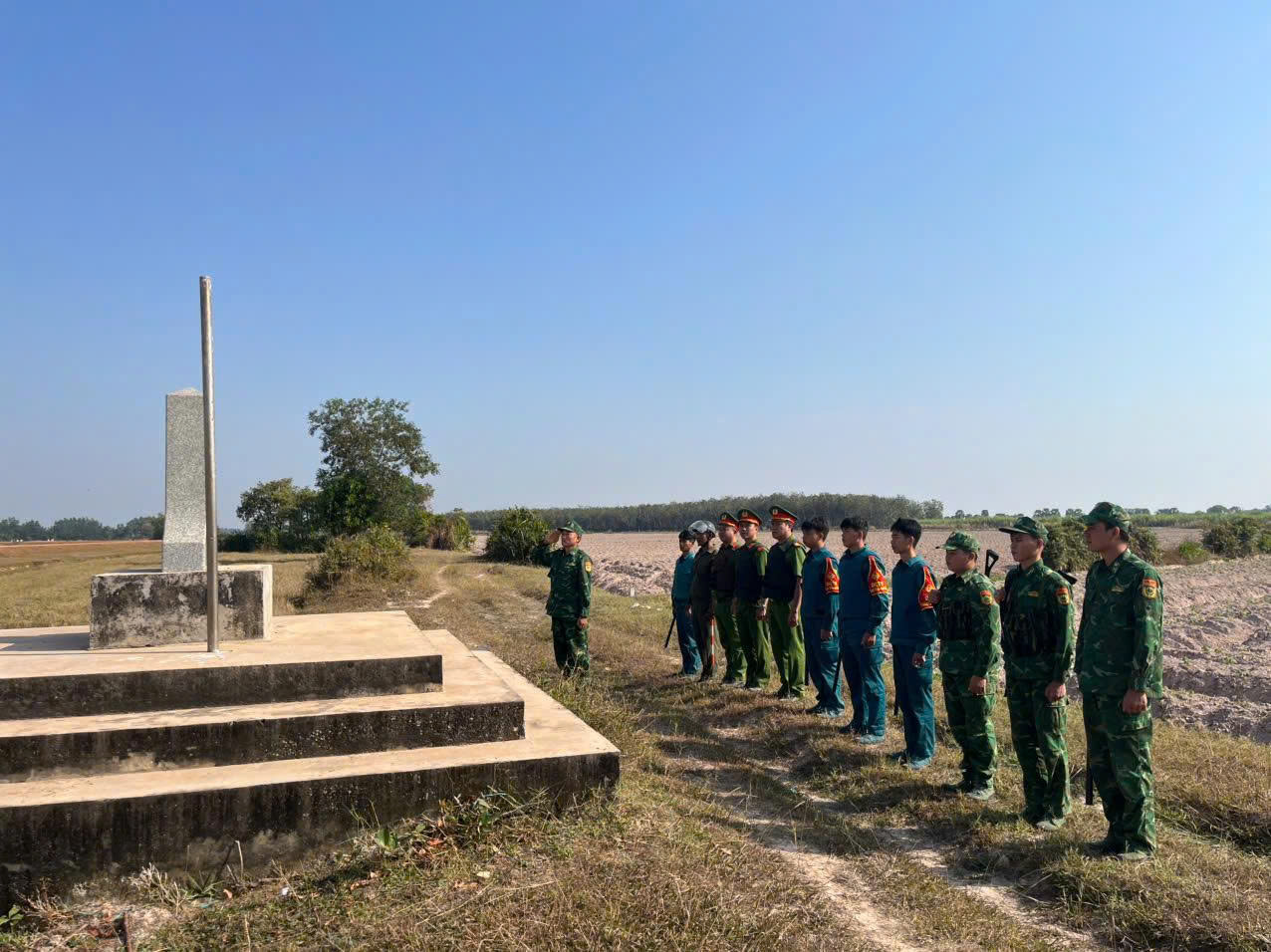 Công an Tây Ninh - Dưới lá cờ vẻ vang của Đảng vững bước cùng đất nước ...