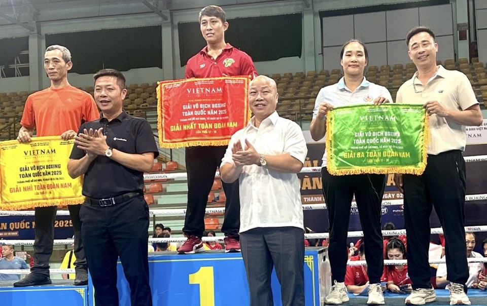 Public security boxers win various medals at 2025 National Boxing ...